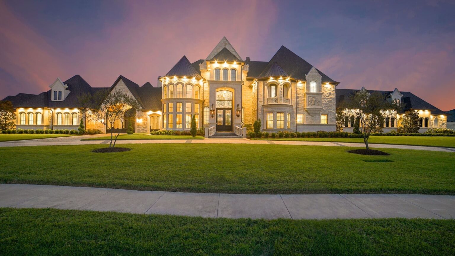 What Is a Mansion? Does Your Neighbor’s House Qualify? – eXp Realty USA