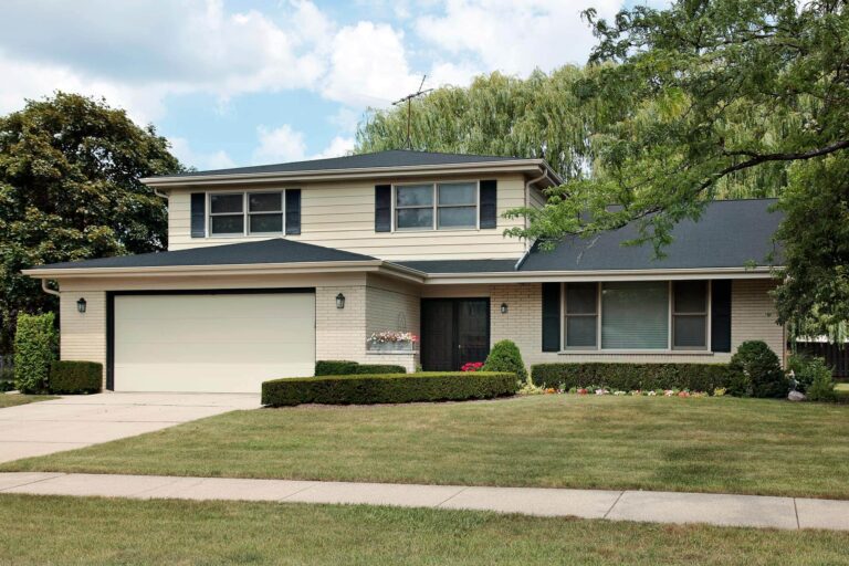 Split Level Houses: Definition, Features, and Characteristics – eXp ...